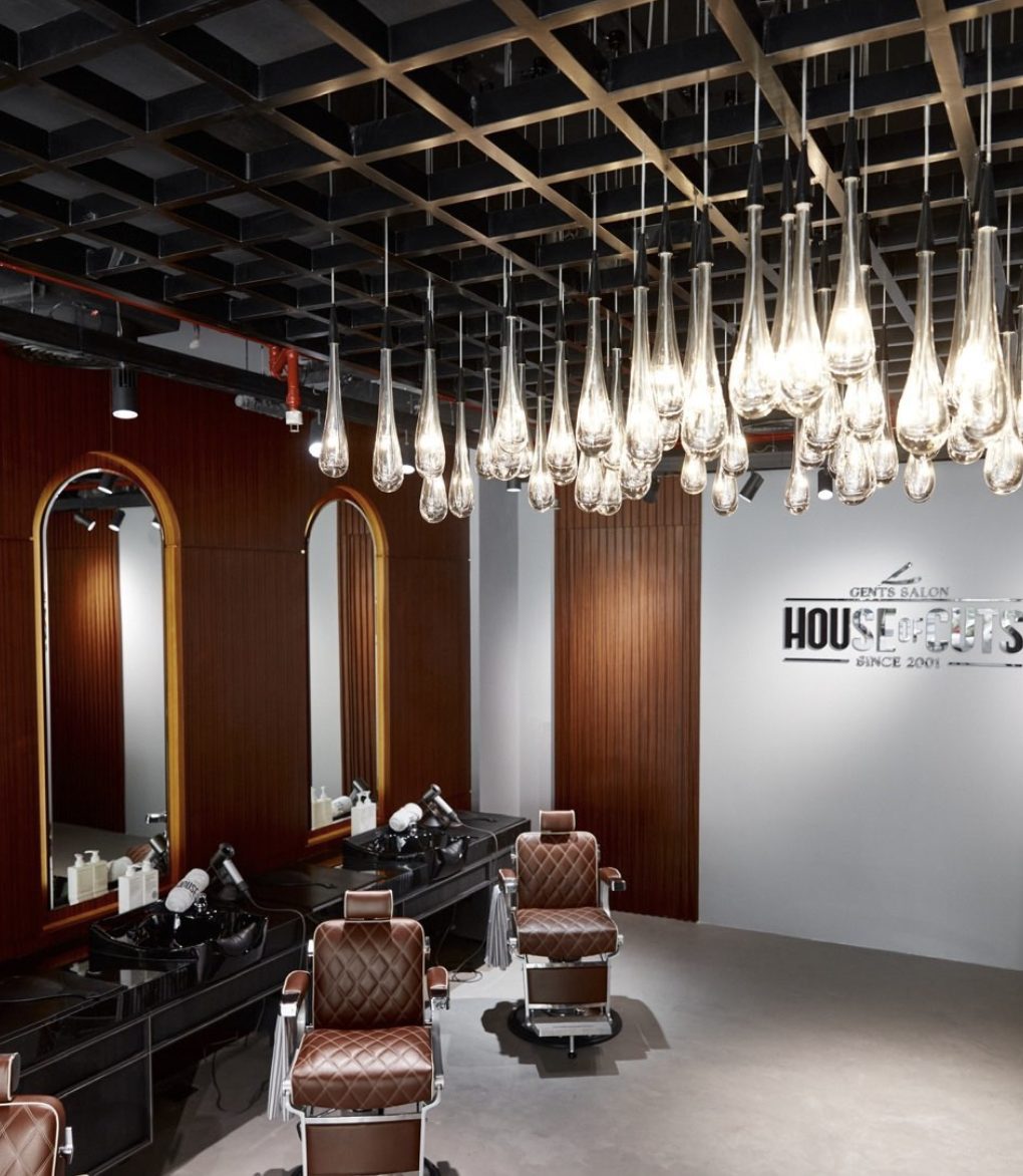 Experiencing Opulence: Luxury Barber Shops in Dubai - Dubai Travel